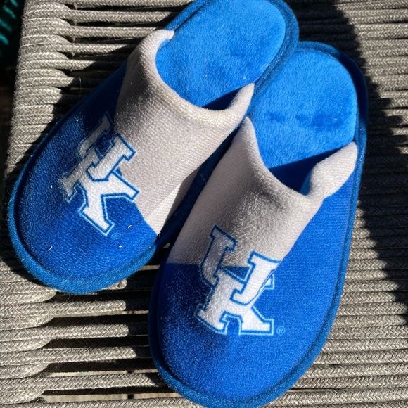 Shoes | University Of Kentucky House Slippers | Poshmark